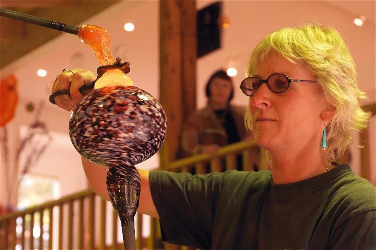 Glass Show - City of Point Russell Theatre